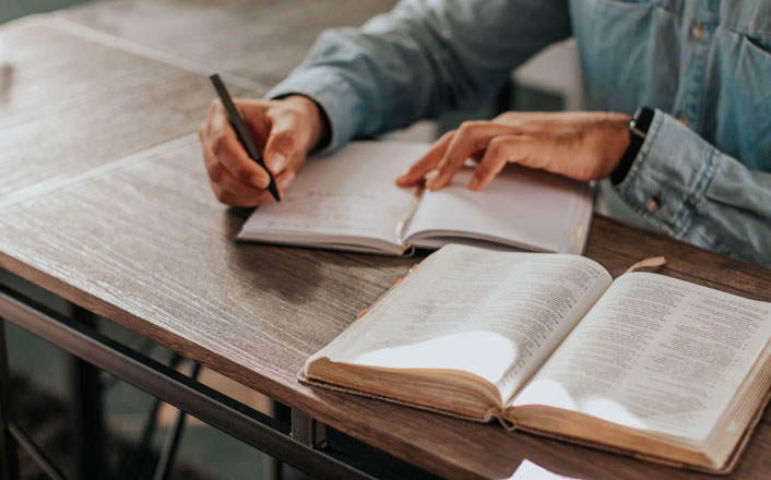 Building a Biblical Worldview - Eternal Perspective Ministries